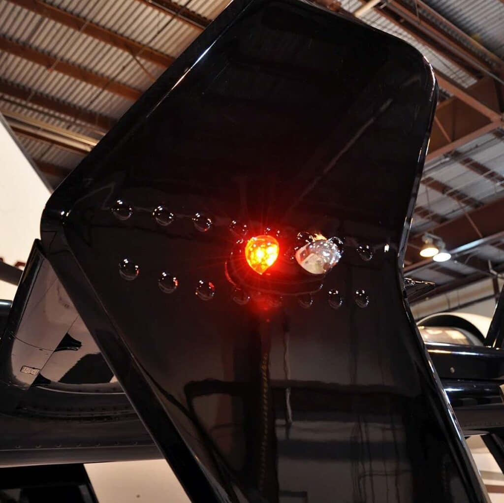 Wingtip Strobe/LED Position 0771110 Series - NAASCO