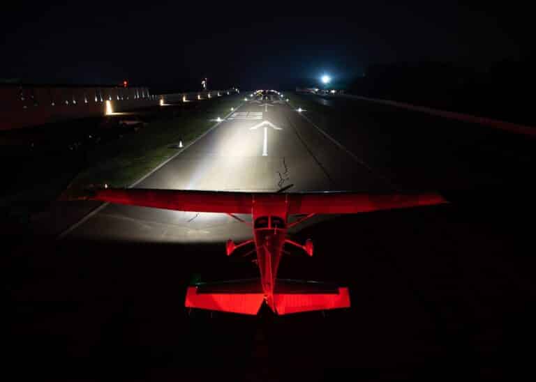 Parmetheus Plus™ PAR 36 LED Drop-In Replacement 0771833 Series - NAASCO